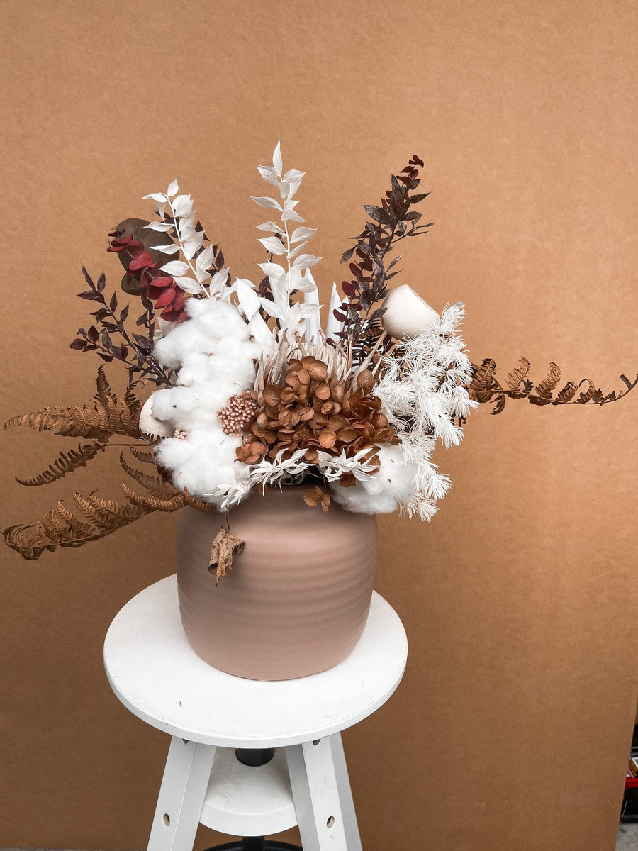 Large centrepiece pretty native potted bunch – Beach to Bloom